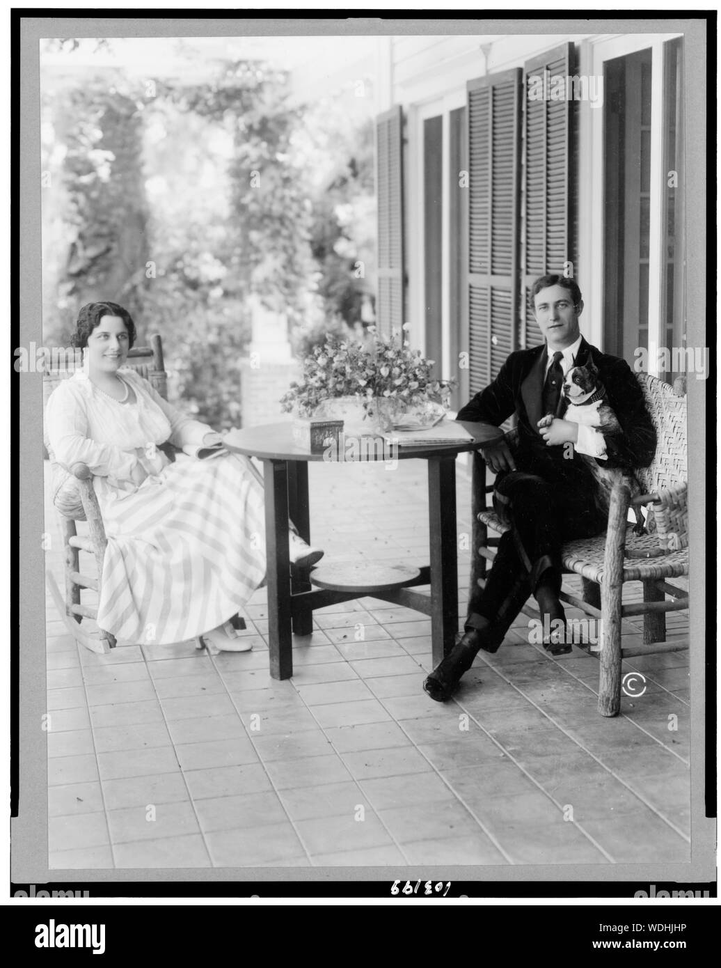 Singer photo Cut Out Stock Images & Pictures - Alamy