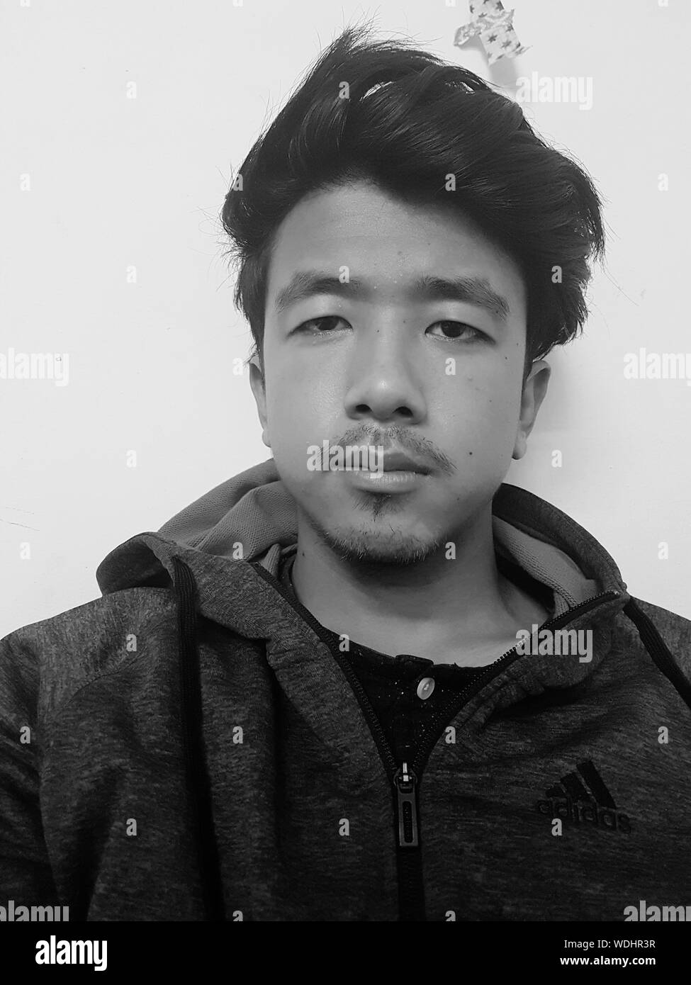 Man staring at wall hi-res stock photography and images - Alamy