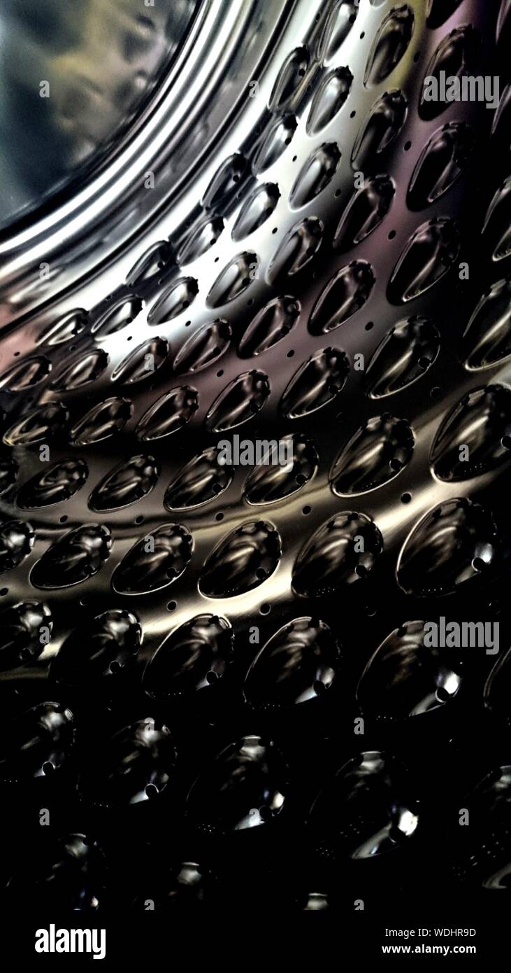 Full washing machine hi-res stock photography and images - Alamy