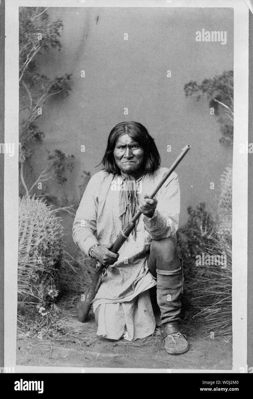 Geronimo hi-res stock photography and images - Alamy