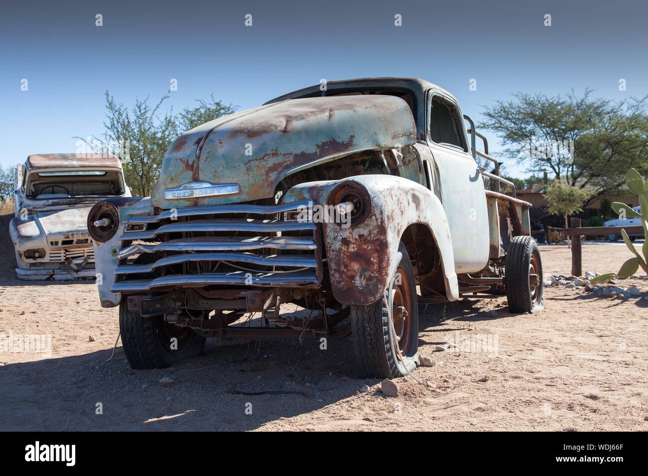 Rusting vehicle hi-res stock photography and images - Alamy