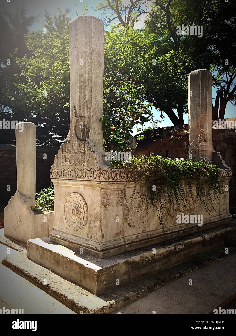 Ottoman tomb hi-res stock photography and images - Alamy