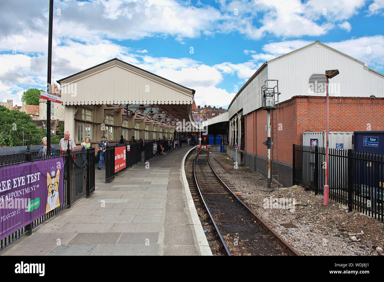 The train on the railway station, England Stock Photo - Alamy
