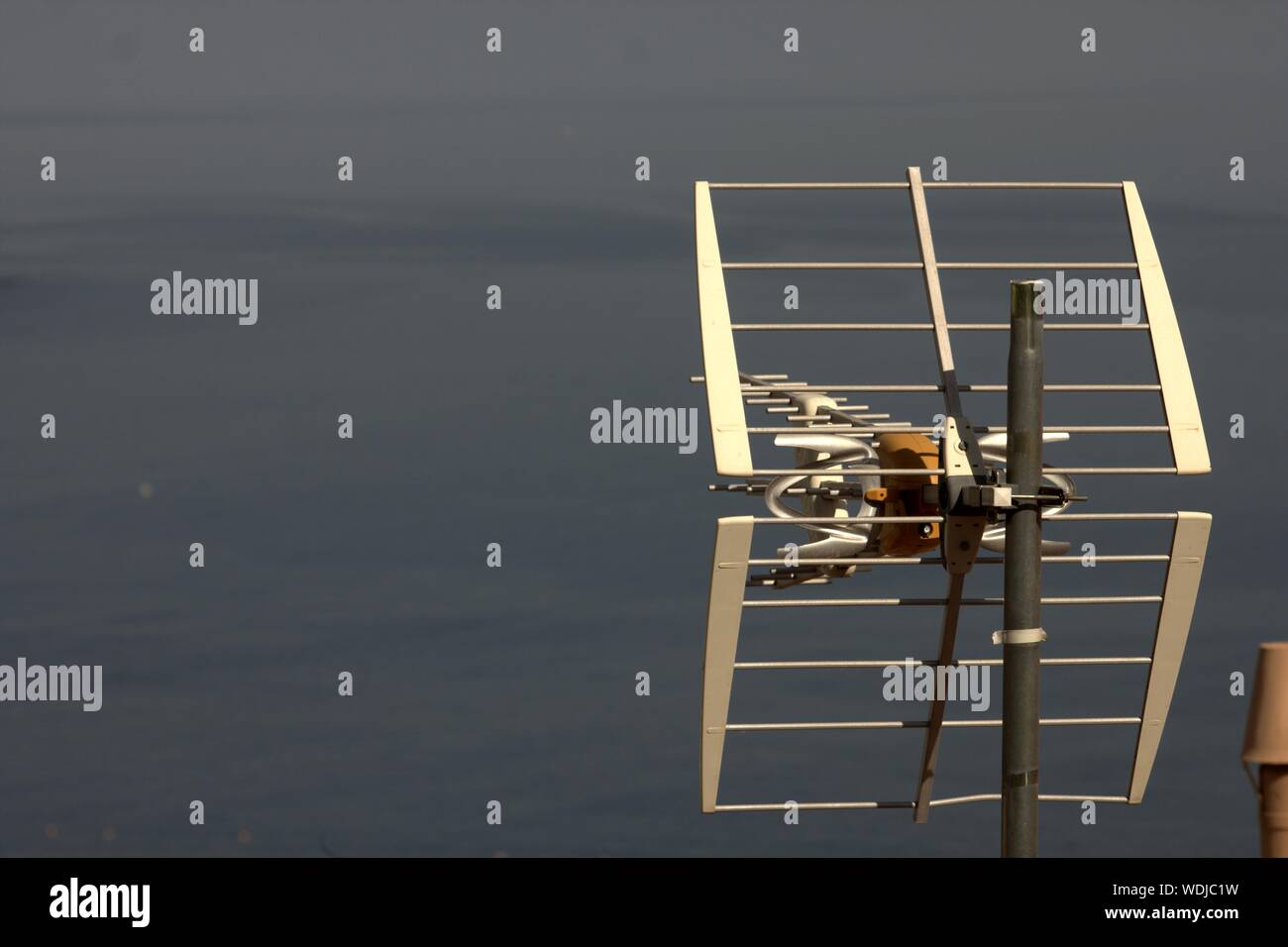 Tv aerial hi-res stock photography and images - Alamy
