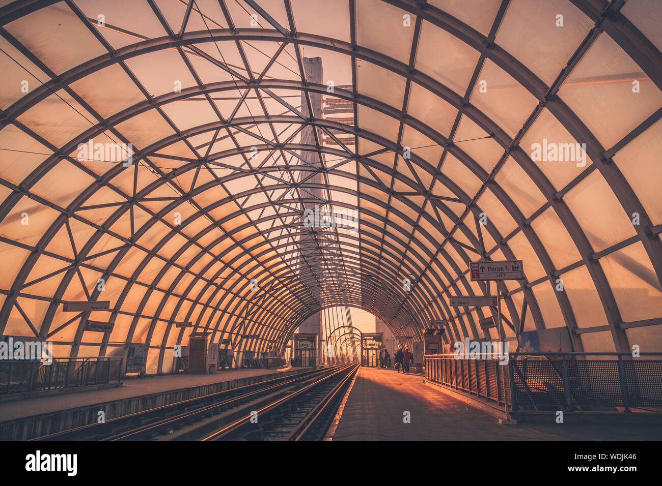 Glass platform roof hi-res stock photography and images - Alamy