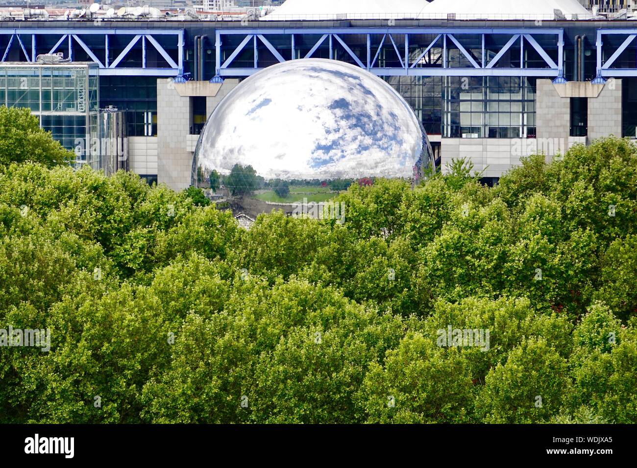 Geode museum hi-res stock photography and images - Alamy