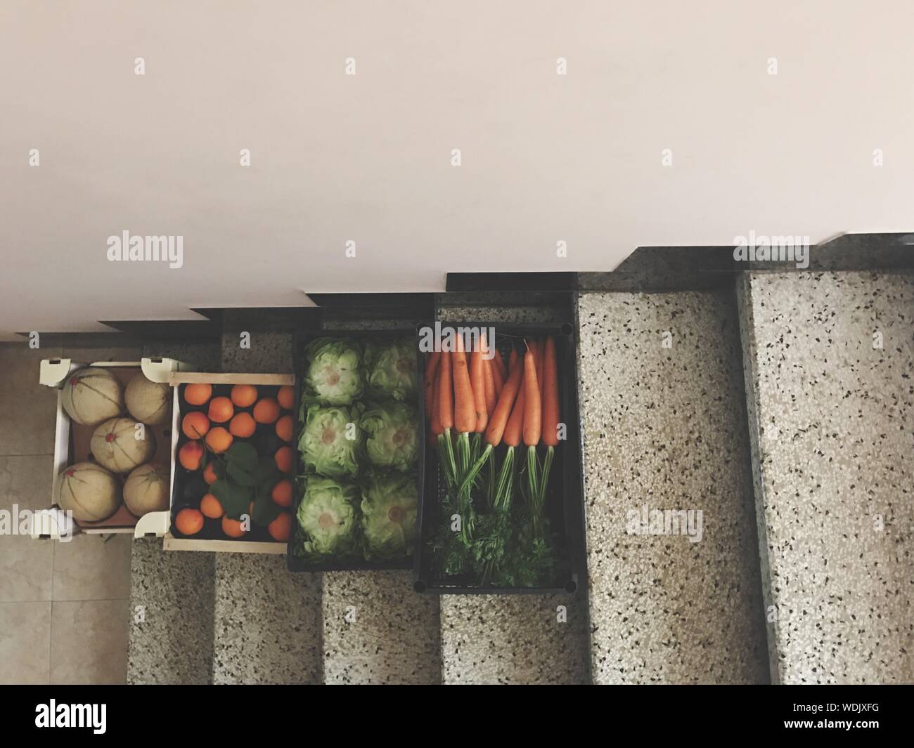 Carrot crates hi-res stock photography and images - Alamy