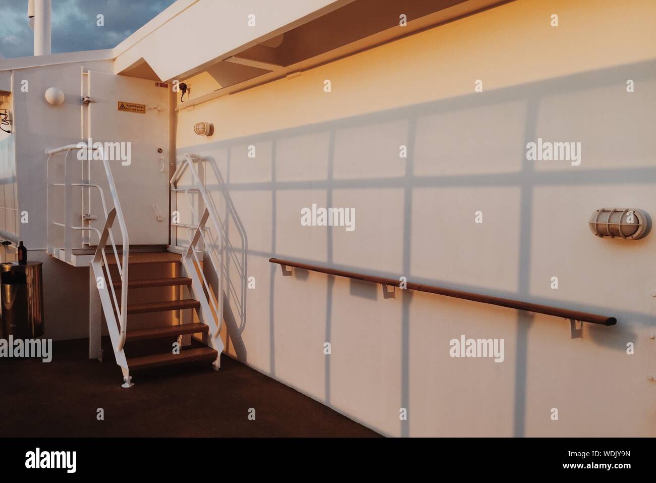 Cruise ship staircases hi-res stock photography and images - Alamy