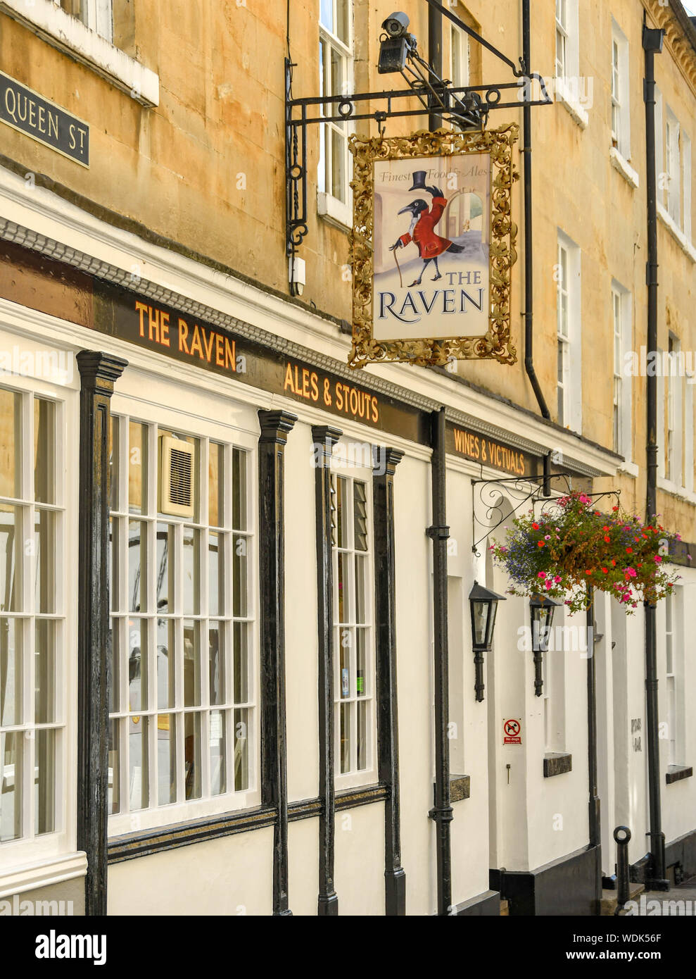 Old raven street hi-res stock photography and images - Alamy