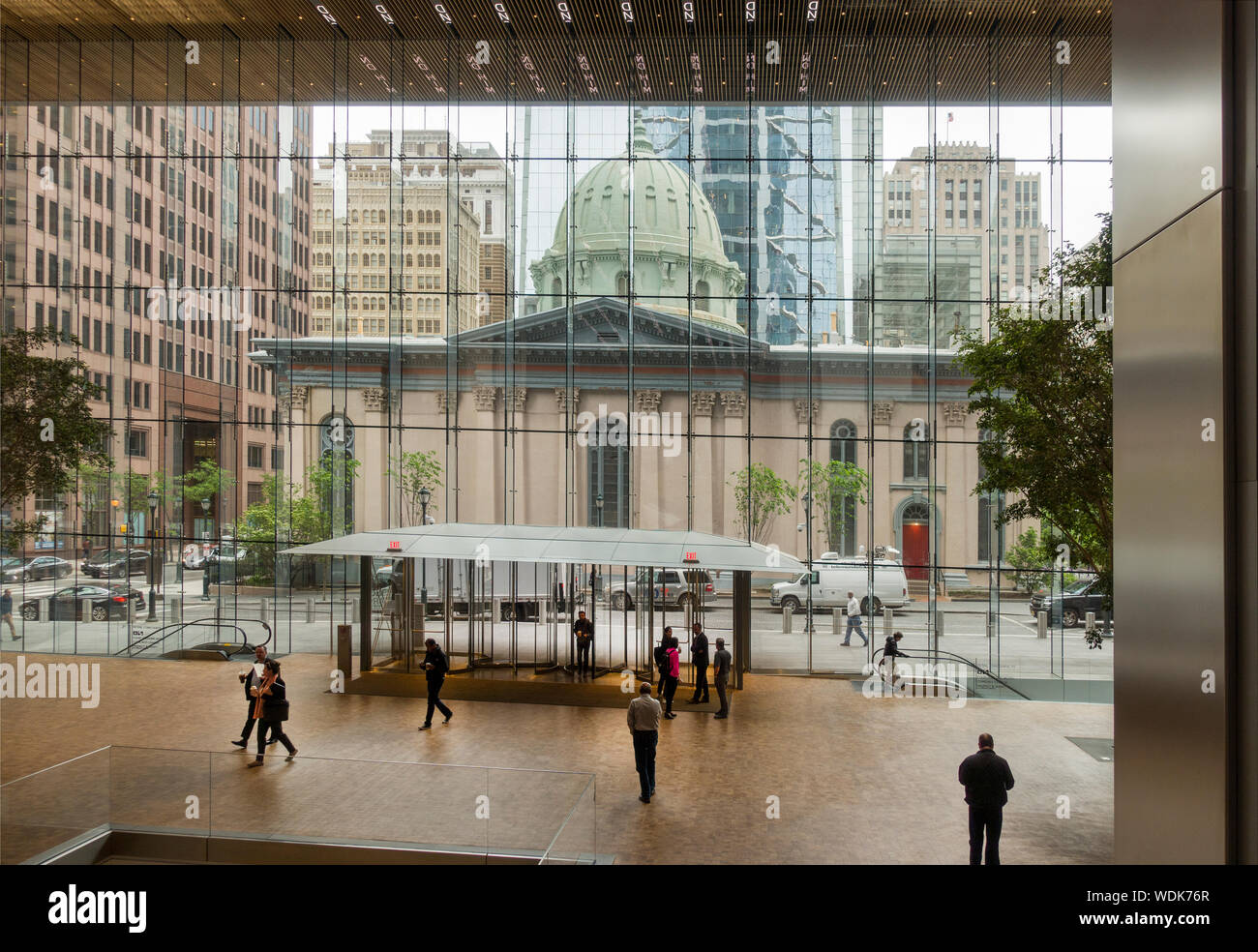 Street church philadelphia hi-res stock photography and images - Alamy