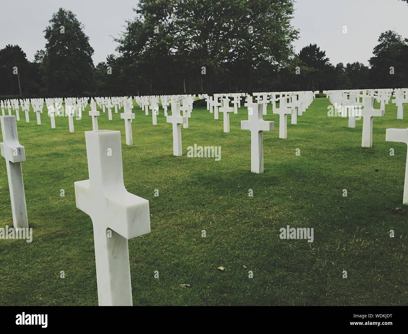 Normandy american cemetery hi-res stock photography and images - Alamy