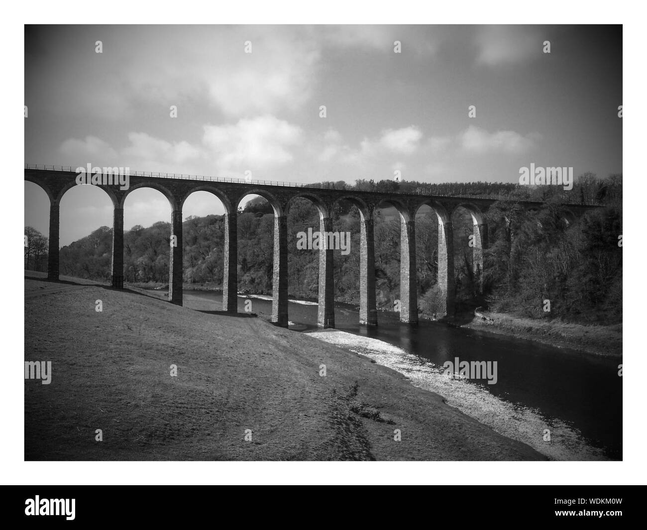 Bridge over river architecture Cut Out Stock Images & Pictures - Alamy