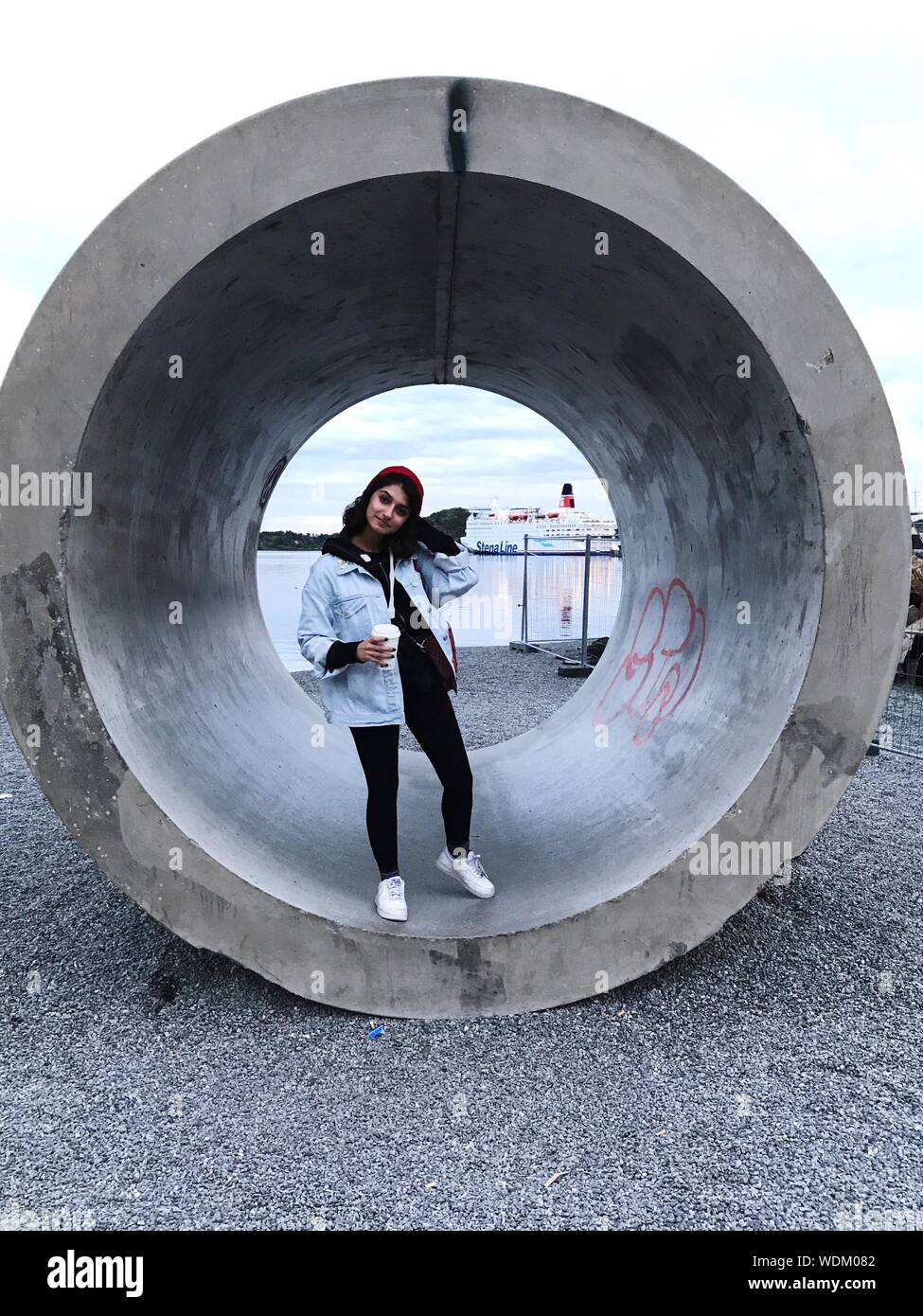 Standing pipe hi-res stock photography and images - Alamy