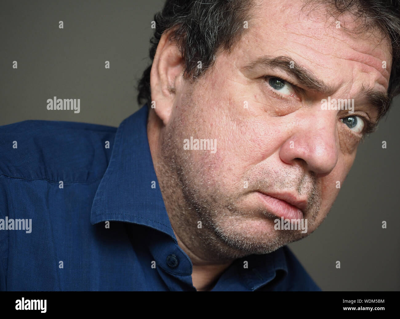 Angry man portrait hi-res stock photography and images - Alamy