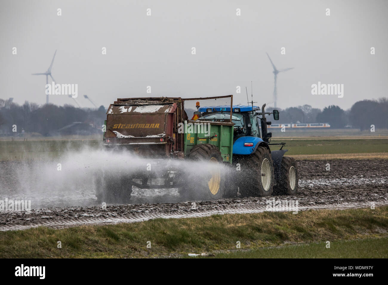 Fertilizer tractor hi-res stock photography and images - Alamy