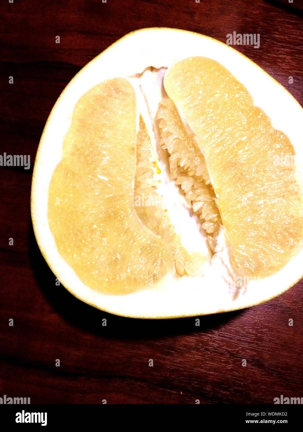 Section of fruit hi-res stock photography and images - Alamy