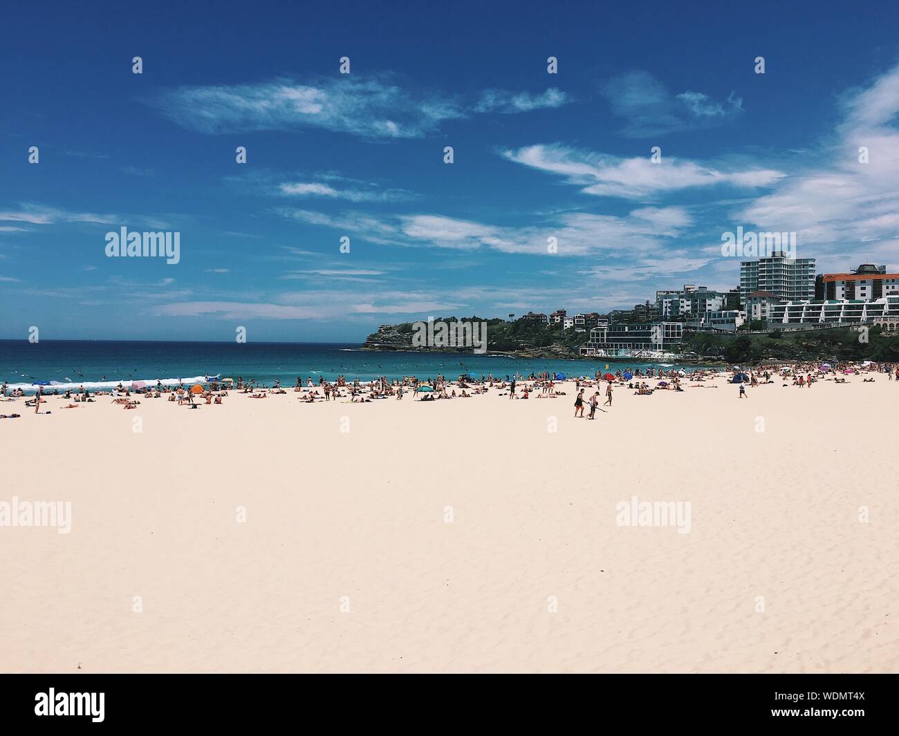 Bondi beach architecture hi-res stock photography and images - Alamy