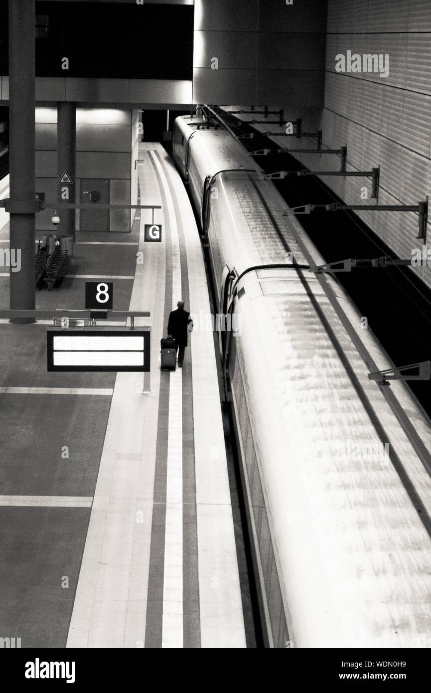 Passenger train platform hi-res stock photography and images - Alamy