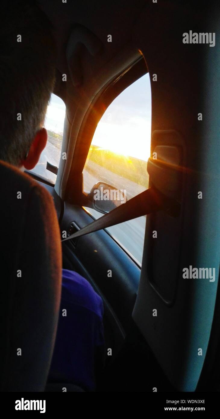 Driving into sunset hi-res stock photography and images - Alamy