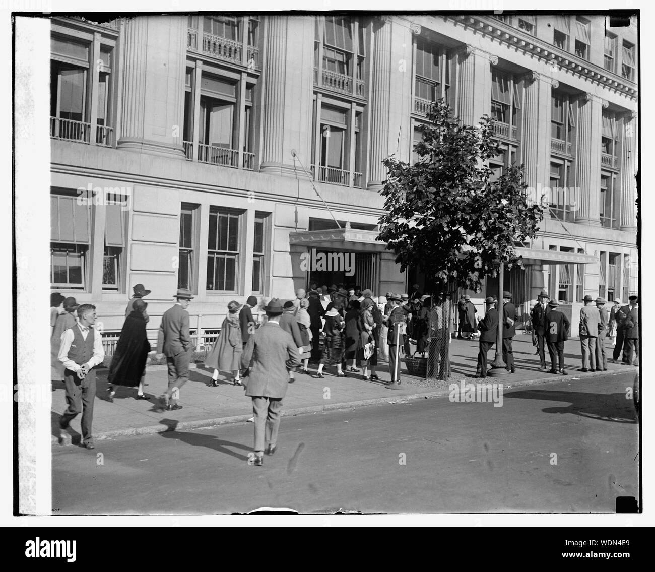 Federal agency work in Black and White Stock Photos & Images - Alamy