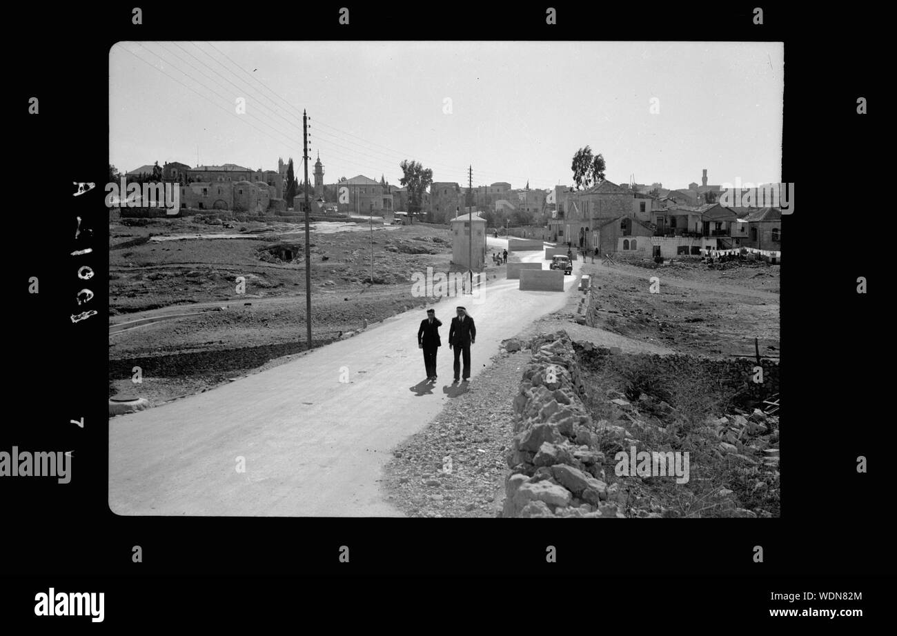 Government defense measures on highway leading into Jerusalem from the ...