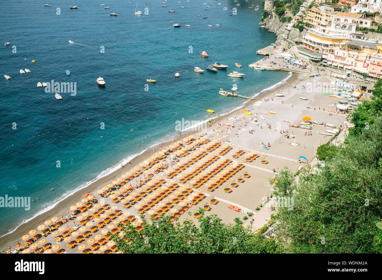 Positano beach people hi-res stock photography and images - Alamy