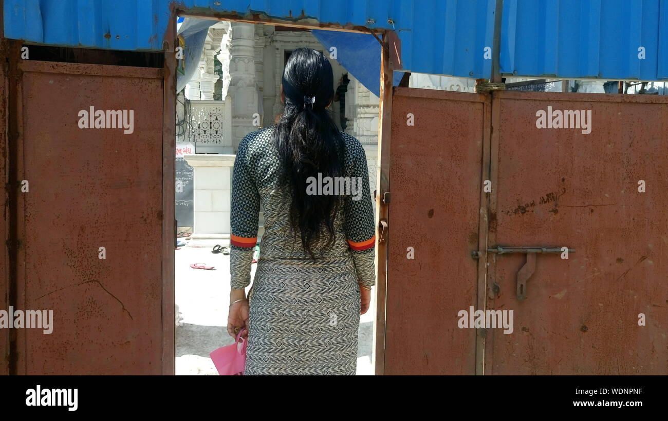 Rear gate house hi-res stock photography and images - Alamy