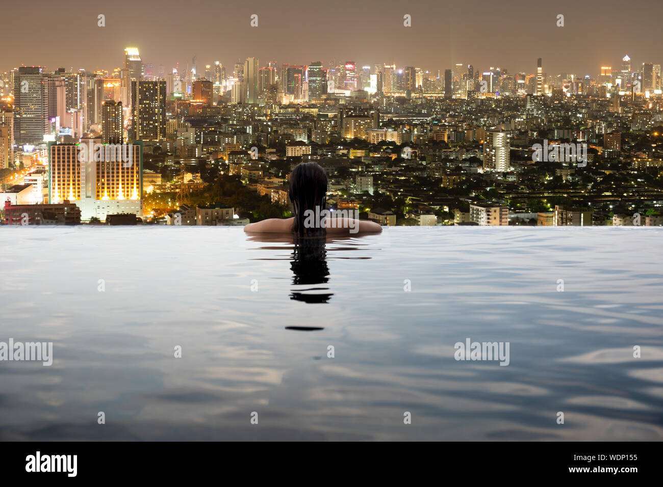 Pool illuminated night hi-res stock photography and images - Alamy