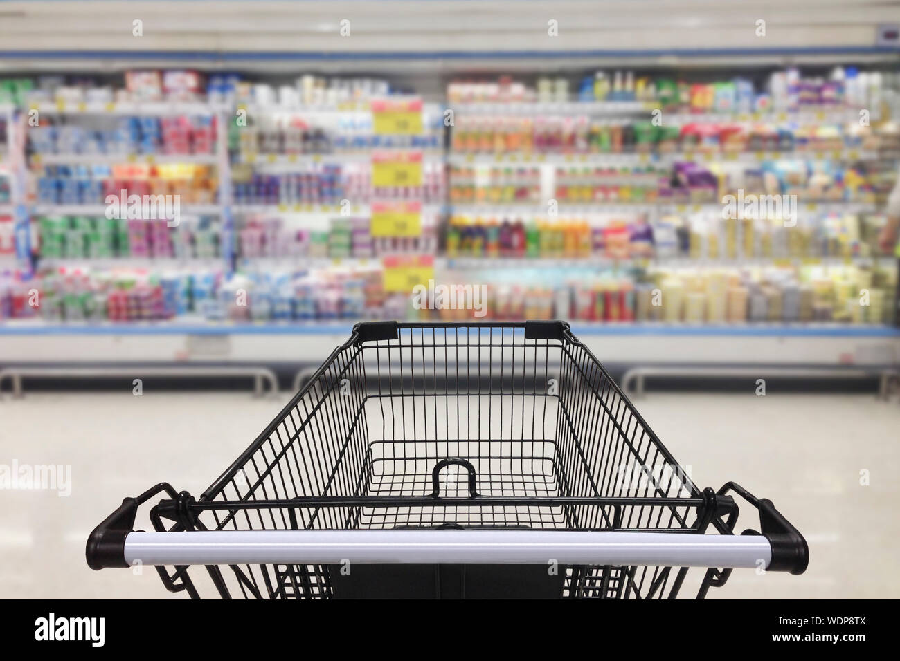 Mall cart hi-res stock photography and images - Alamy