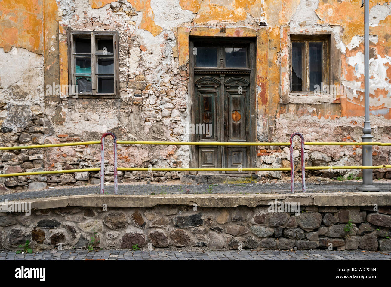 Old neglected building in Kremnica, Slovakia Stock Photo - Alamy