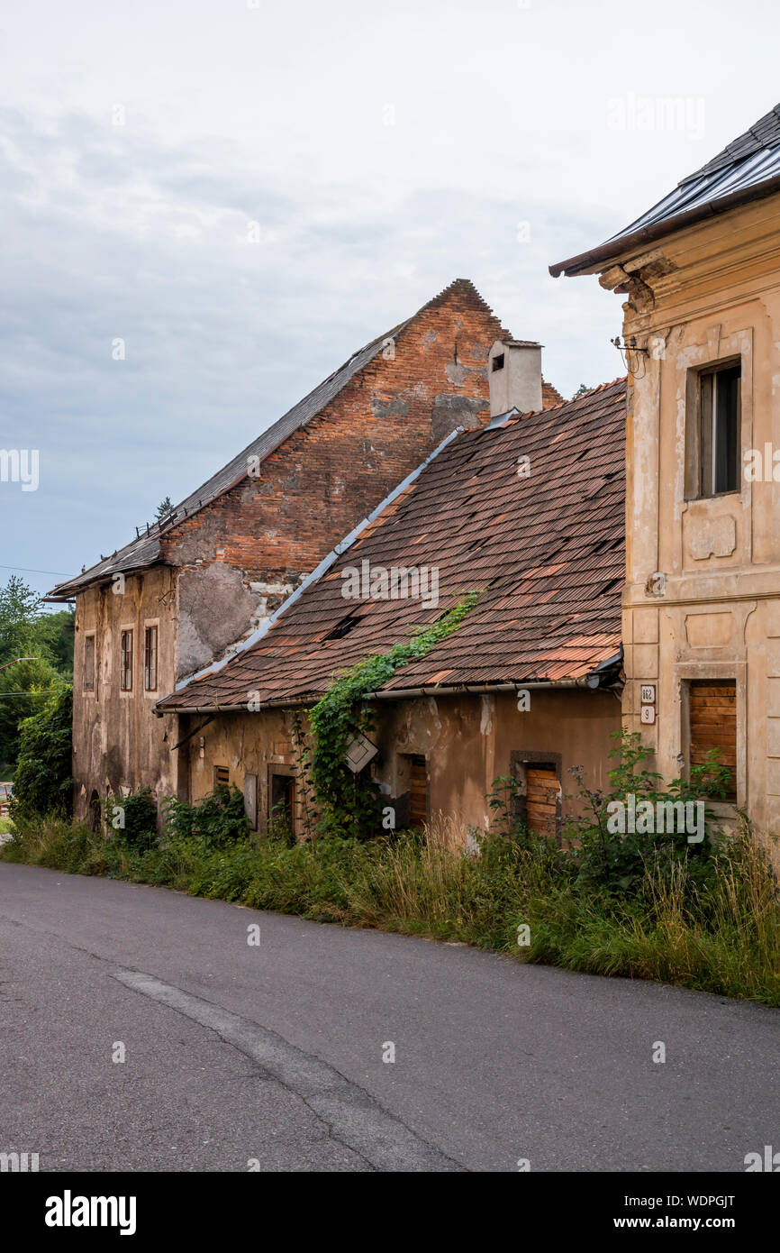 Old neglected building in Kremnica, Slovakia Stock Photo - Alamy