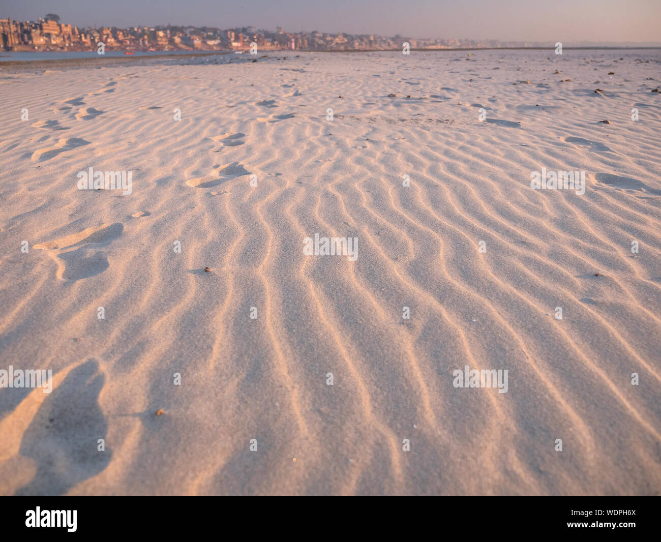 Ripples sand river hi-res stock photography and images - Alamy
