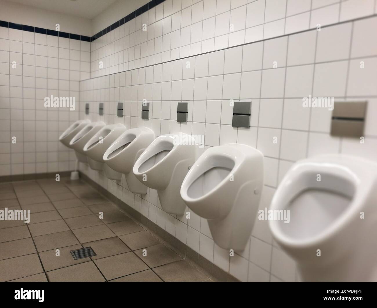 Public restroom hi-res stock photography and images - Alamy