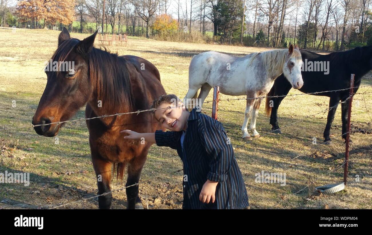Ranch boy hi-res stock photography and images - Alamy