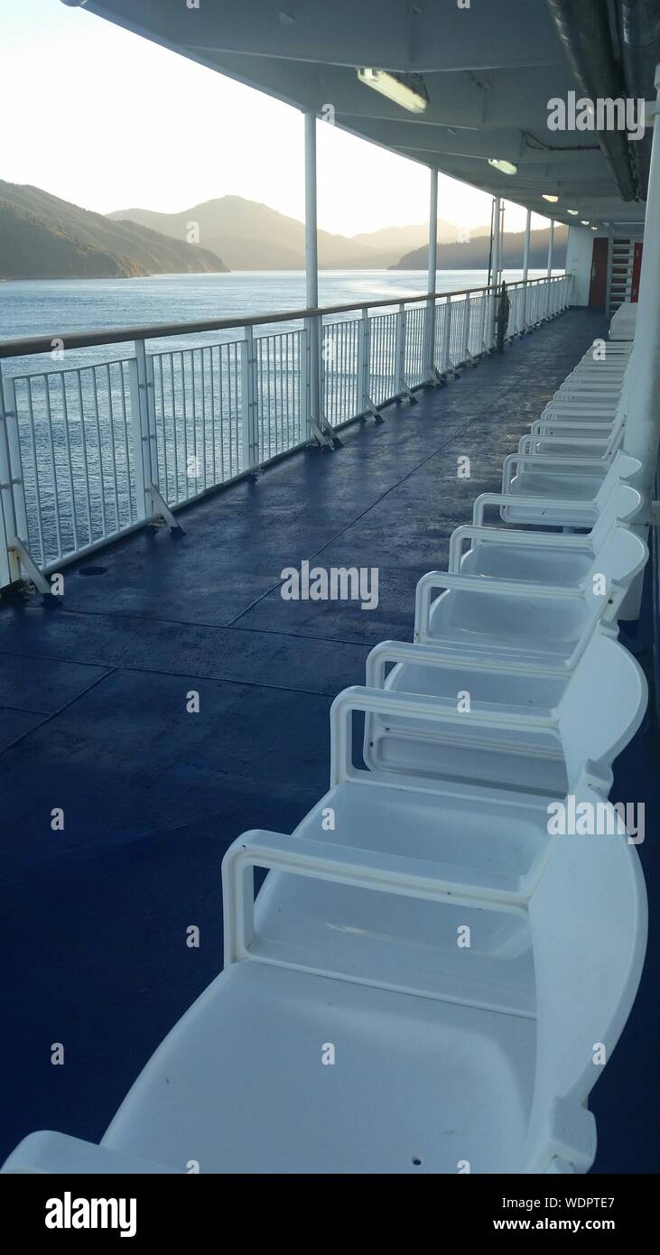 Empty cruise ship hi-res stock photography and images - Alamy
