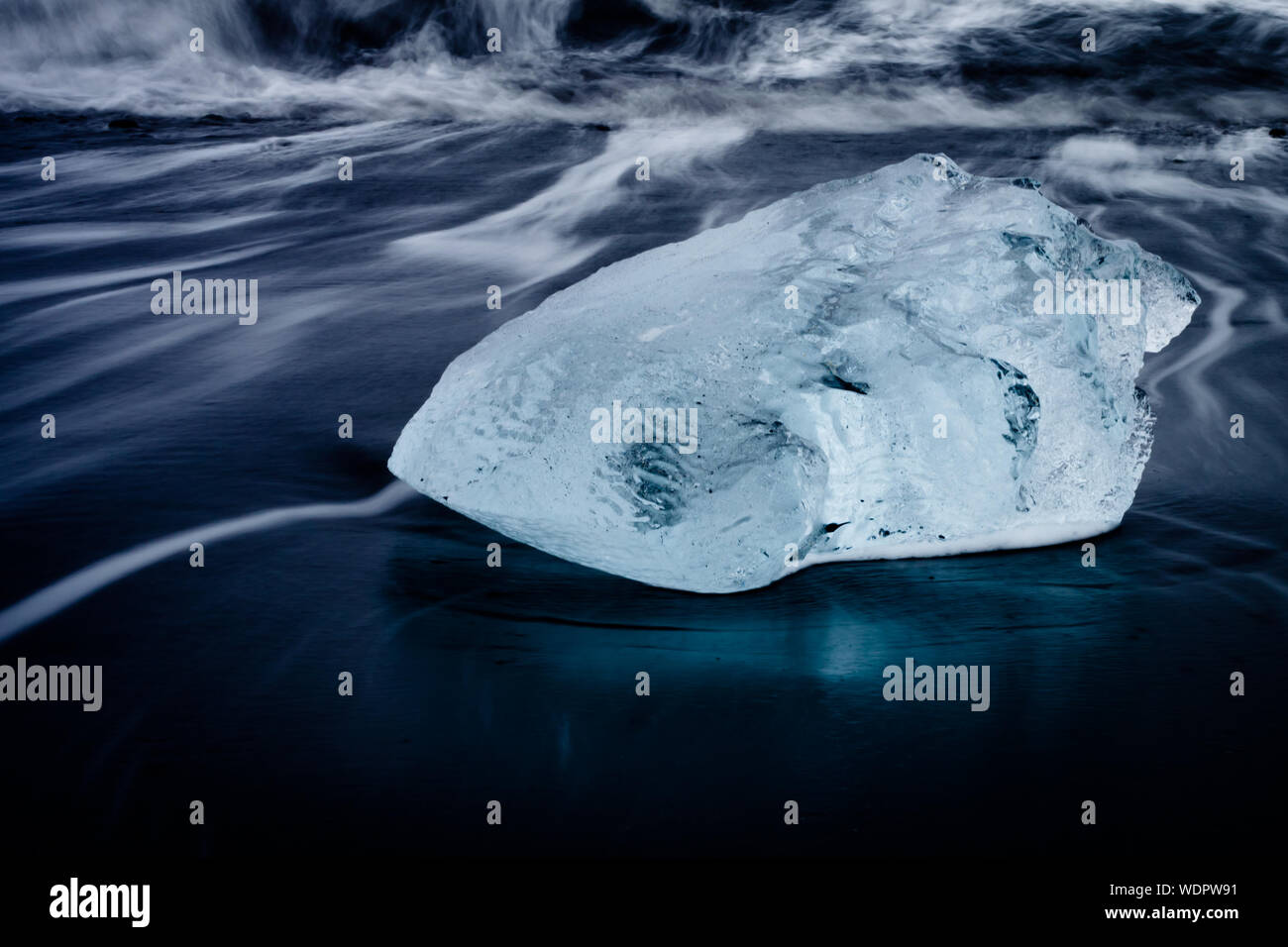 People, ice block hi-res stock photography and images - Alamy