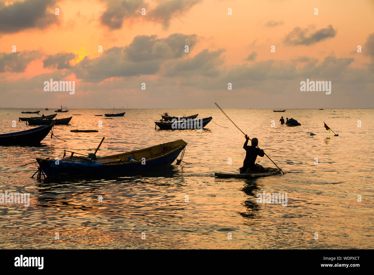 Raft fisherman hi-res stock photography and images - Alamy