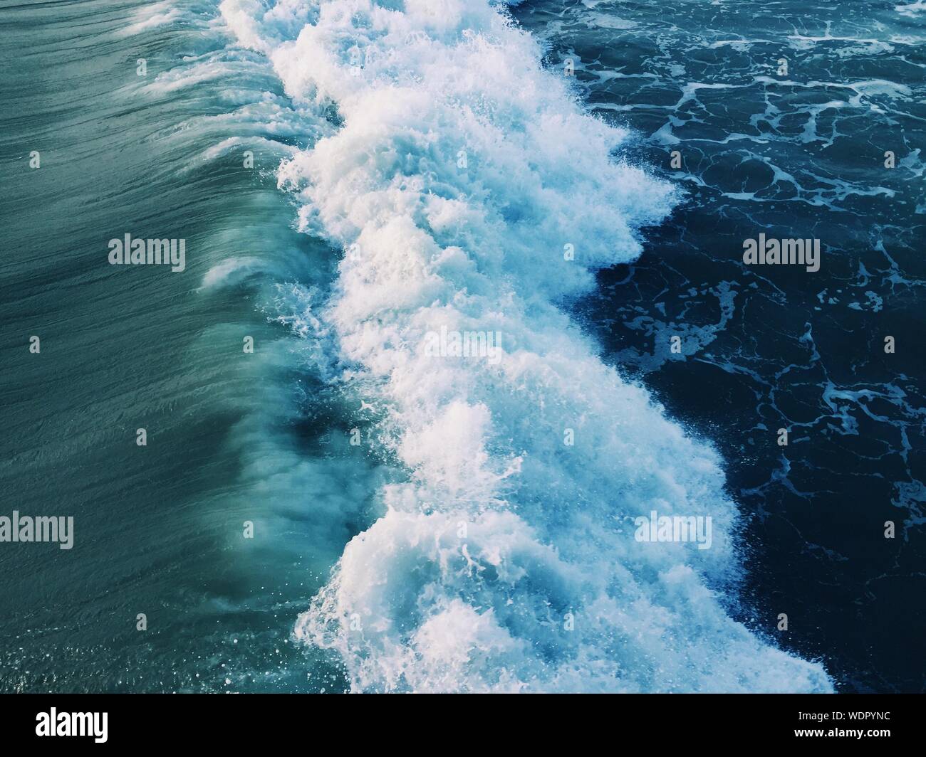 Breaking angle hi-res stock photography and images - Alamy