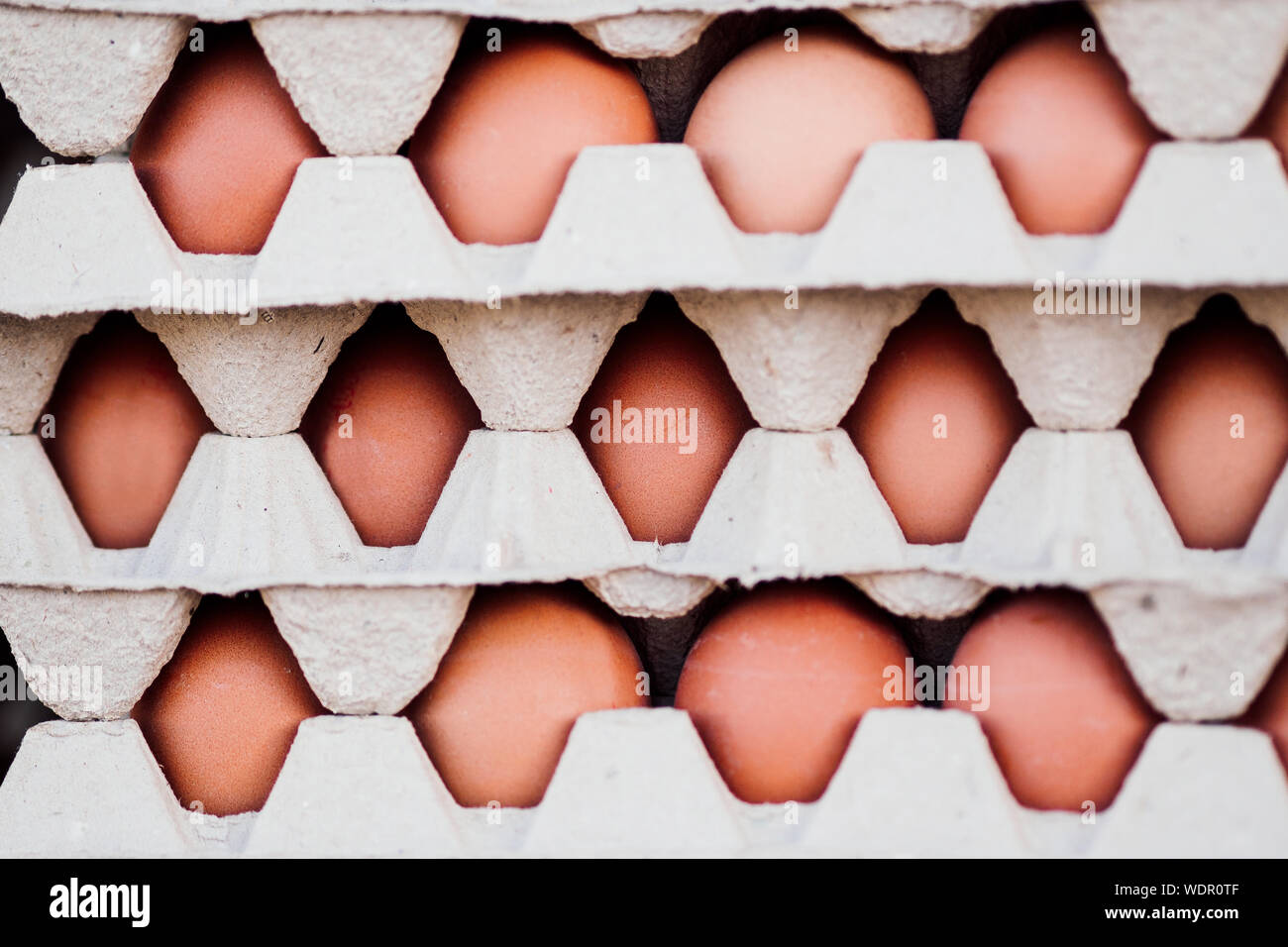 Eggs stack hi-res stock photography and images - Alamy