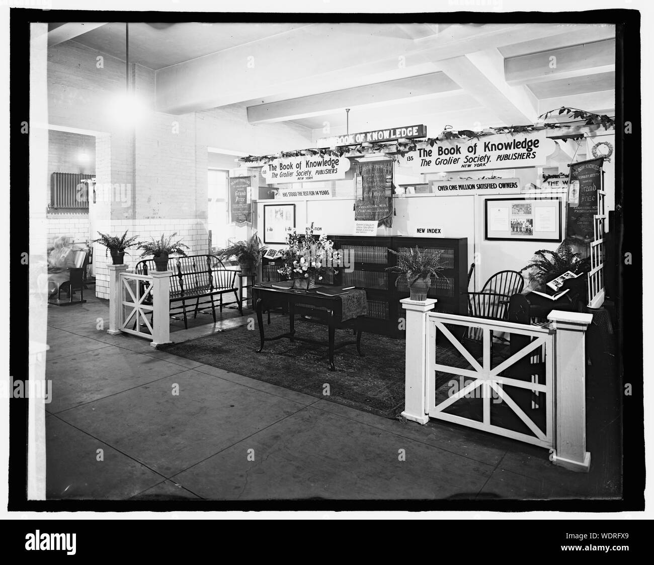 The grolier society hi-res stock photography and images - Alamy