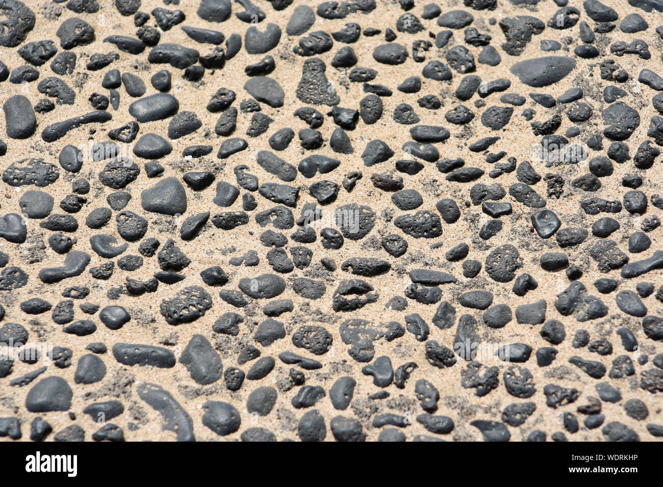 Pebble pathway hi-res stock photography and images - Alamy