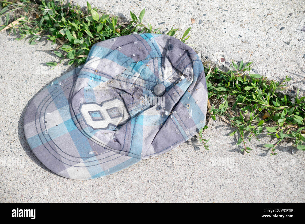 Dirty cap hi-res stock photography and images - Alamy