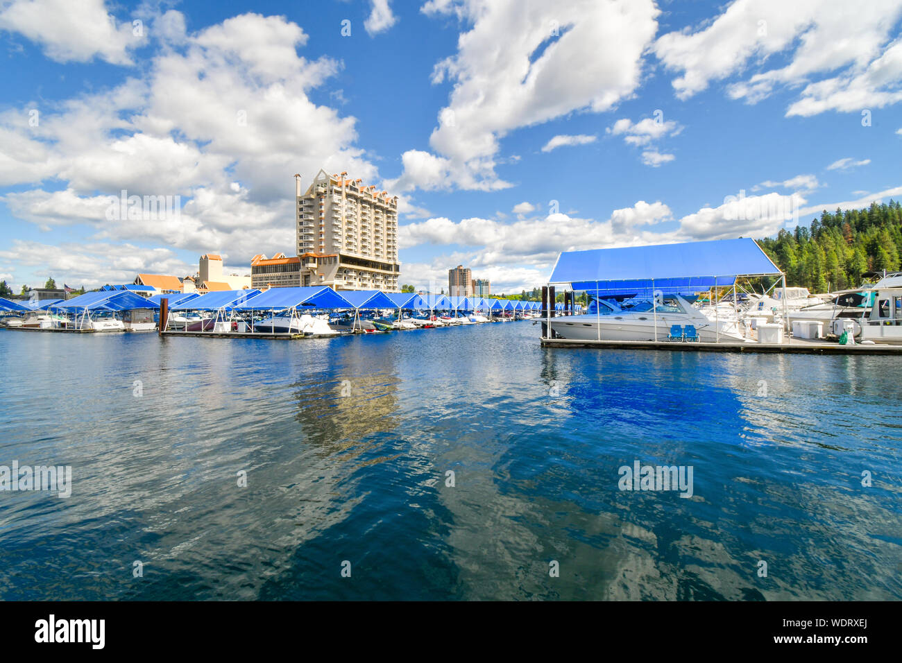 Floating boardwalk hi-res stock photography and images - Alamy