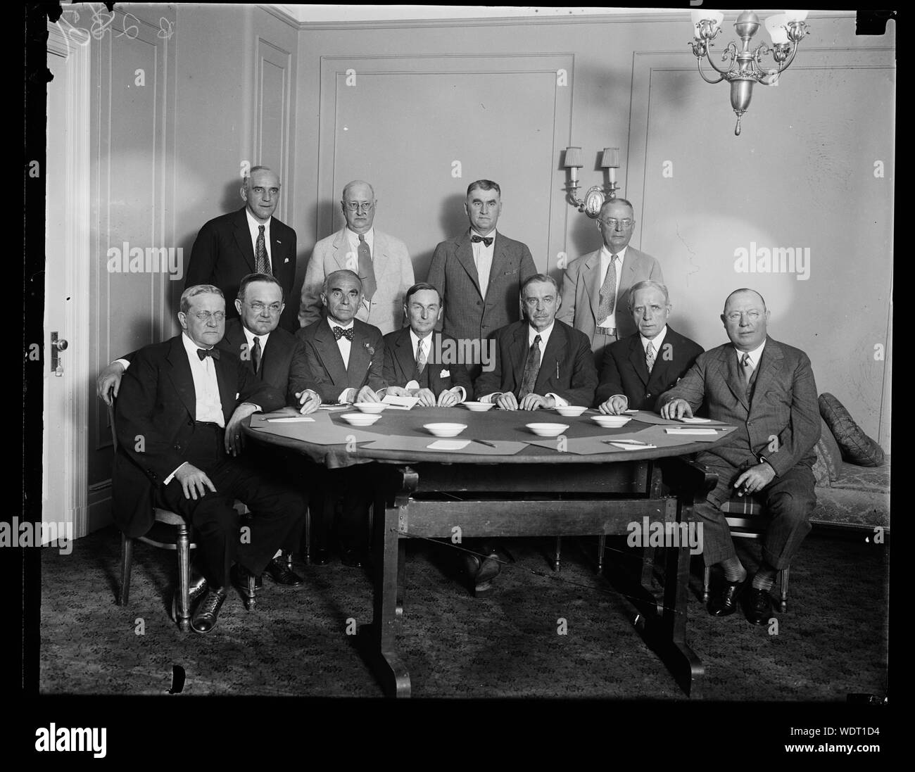 Group photo from meeting Black and White Stock Photos & Images - Alamy