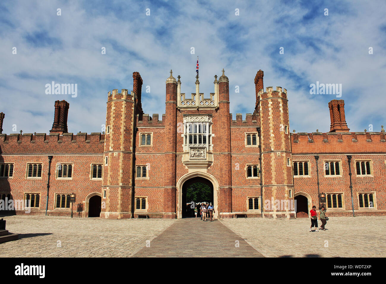 The Royal Castle Of HAMPTON Court, England Stock Photo - Alamy