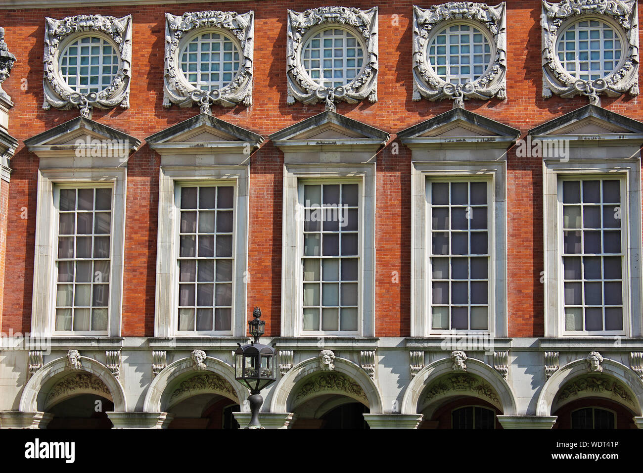 The Royal Castle Of HAMPTON Court, England Stock Photo - Alamy