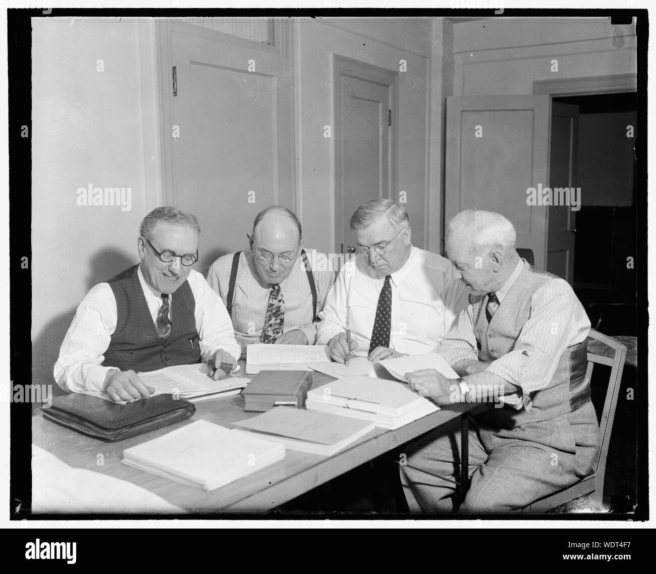 38 1 4 Black and White Stock Photos & Images - Alamy