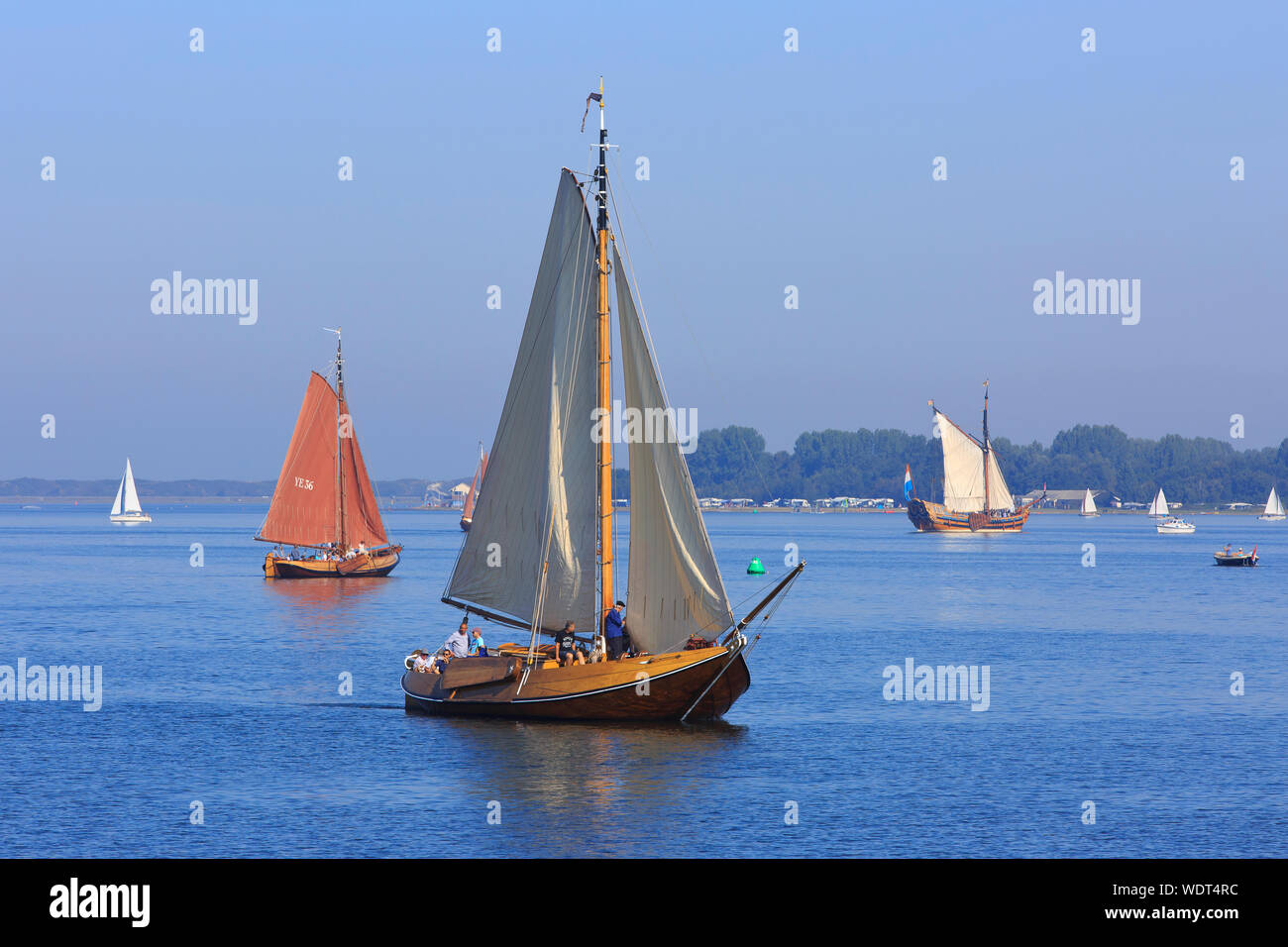 Dutch warship hi-res stock photography and images - Alamy