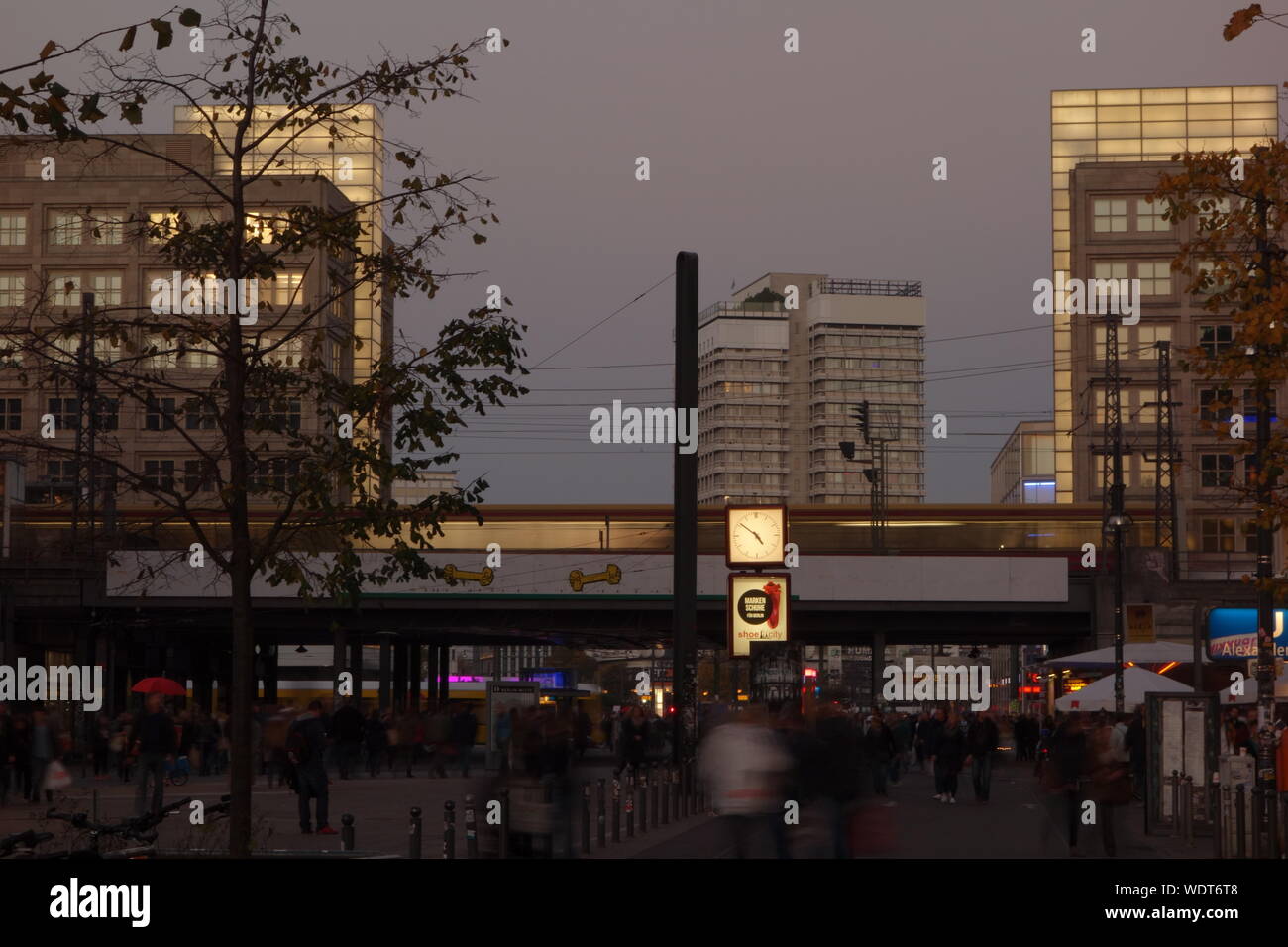 Fast moving transportation hi-res stock photography and images - Alamy