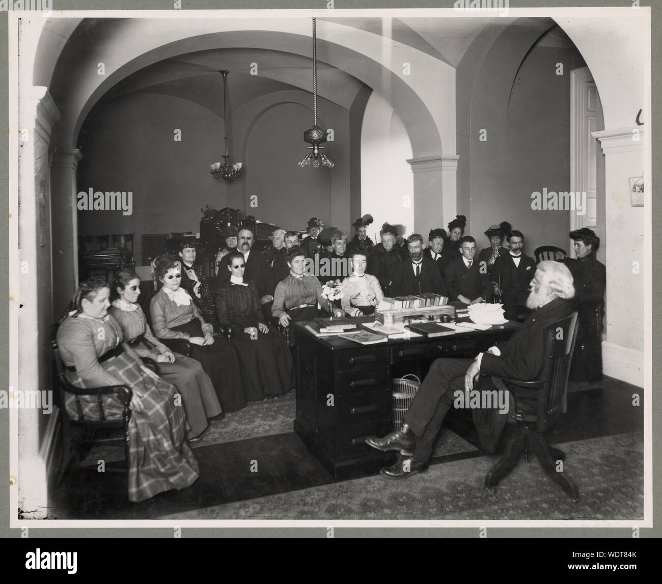 Group blind hi-res stock photography and images - Alamy